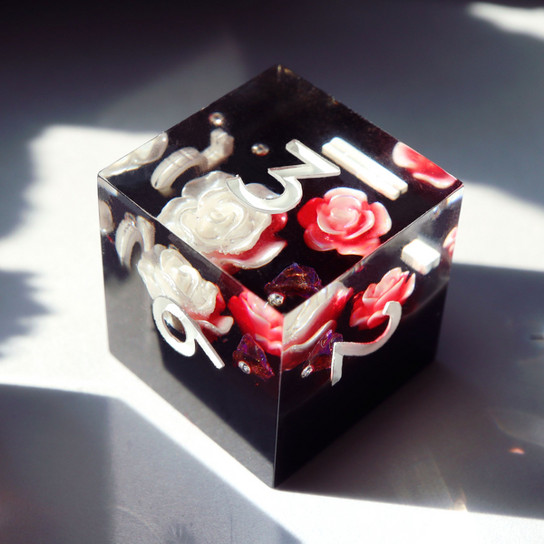 Unloved Rose Dice - Sharp Edge Resin Dice Set – Everything Dice