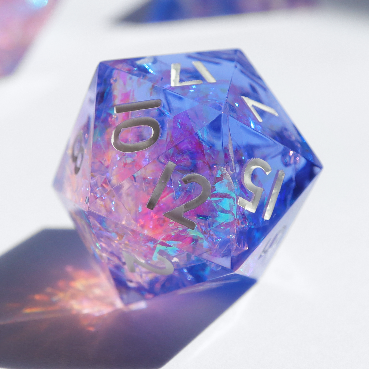 Pastelaria Cute Pastel Holographic Dice - Sharp Edge Resin Dice Set ...